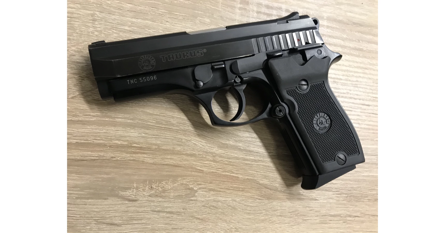 TAURUS PT 908 - 9x19 (9mm Luger) *HASZNÁLT ÚJSZERŰ - FHD GUN STORE ...